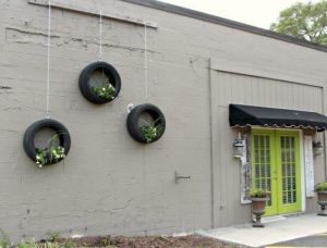 25 Inspiring Tire Planters Ideas to Add to your Outdoor Living Space ...