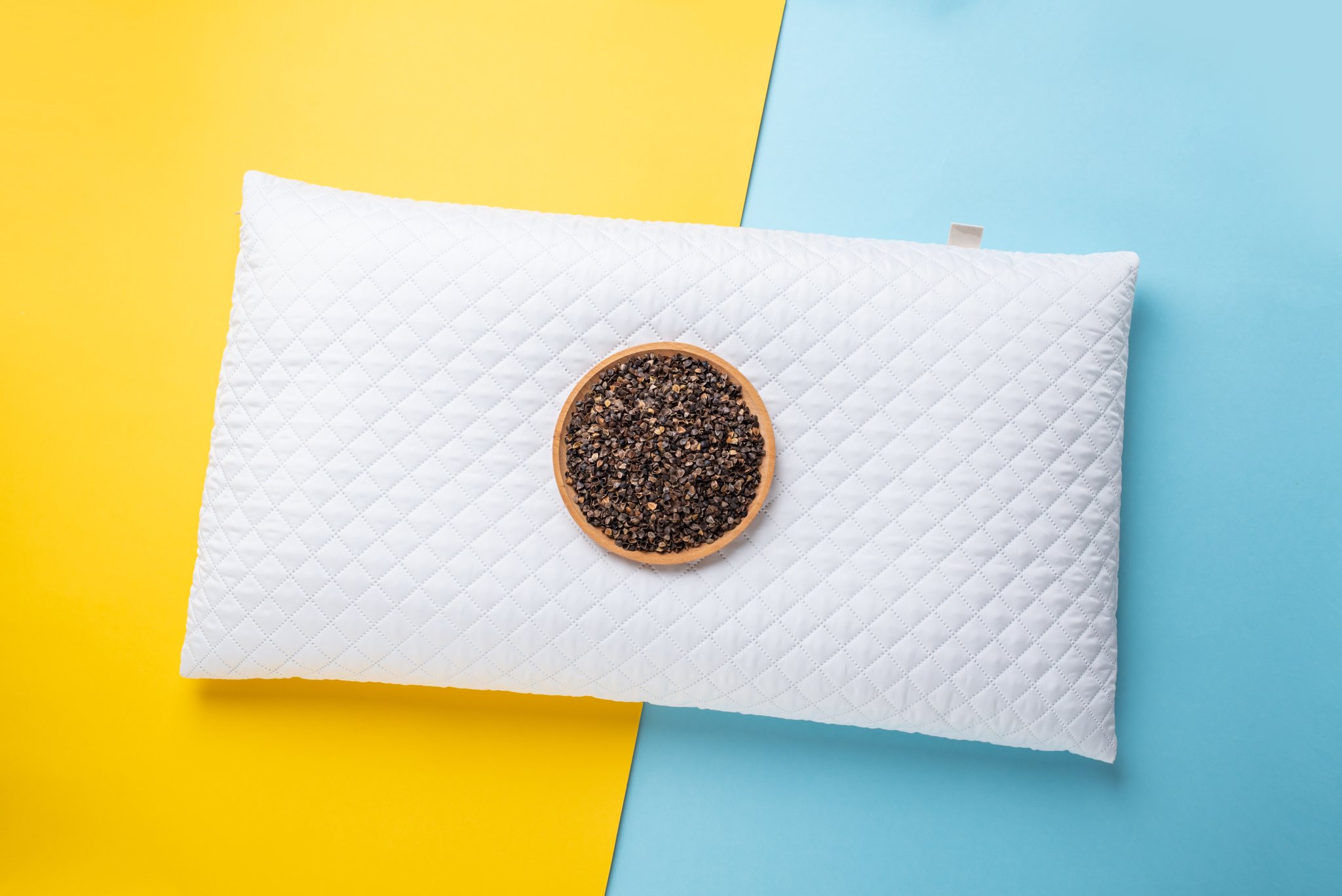 11 Compelling Reasons To Try A Japanese Pillow - EatHappyProject